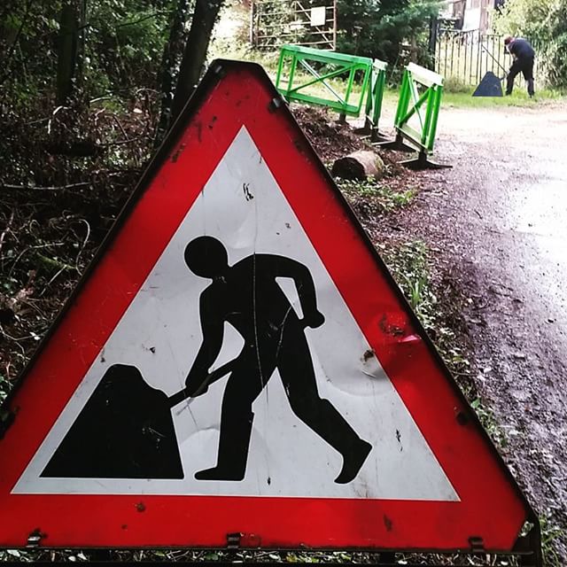 25. Roadsigns #photoaday #sncphotochallenge2 | Mafiu's micro blog